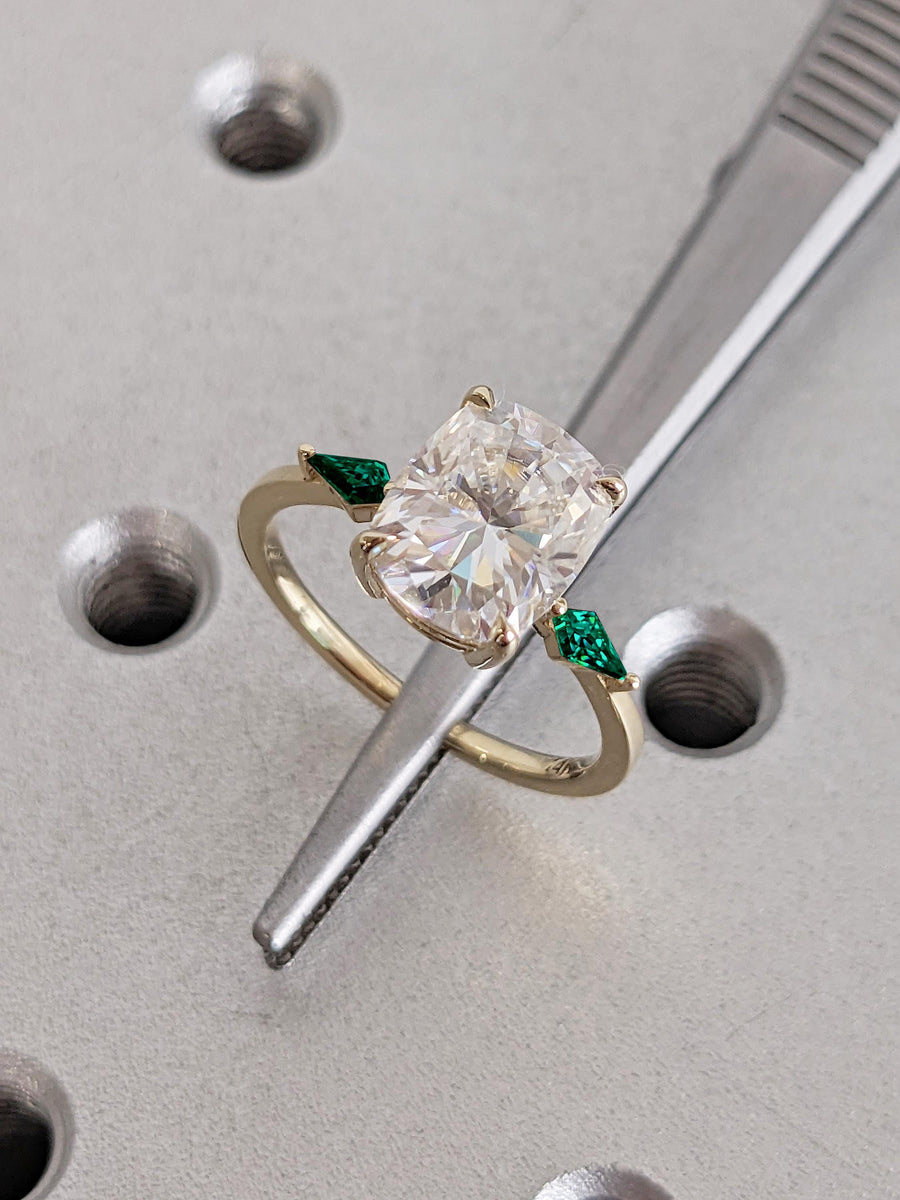Category_Lab Diamond Engagement Rings, Type_Engagement Ring, Center ...