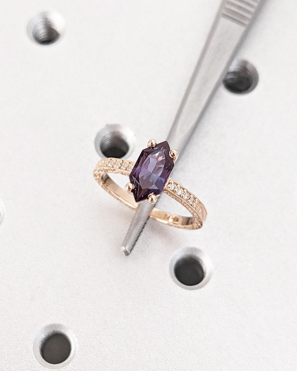Category_Alexandrite Engagement Rings, Type_Engagement Ring, Center ...
