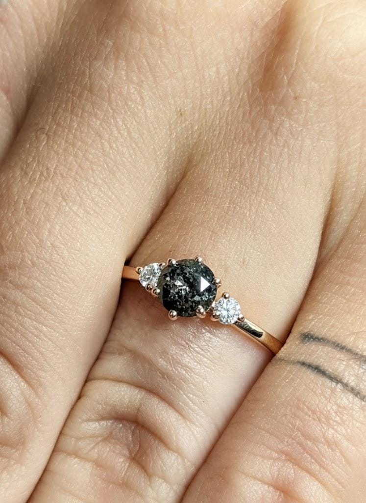 14k/18k Rose Gold Wedding Anniversary Ring: Round cut Salt and Pepper ...