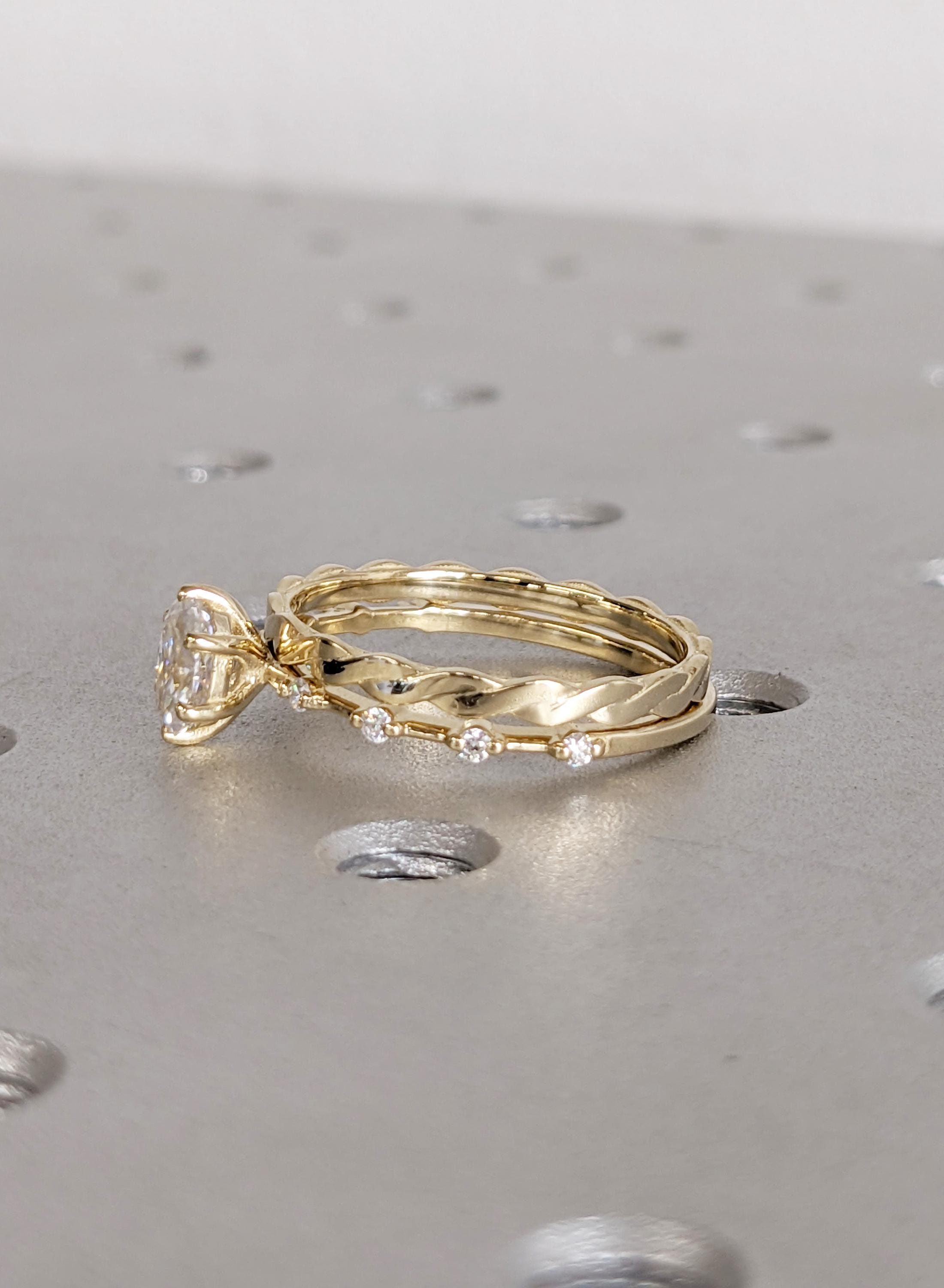 Oval Lab Diamond Ring Set, 14/18K Yellow Gold Bridal Jewelry Set, Uniq ...